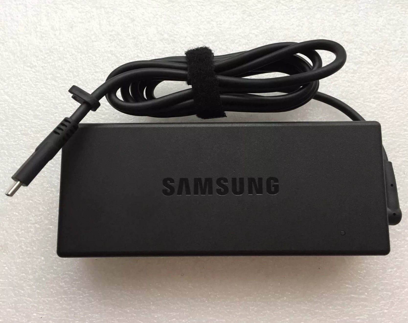 New Original 135W 20V/5V Adapter for Samsung Galaxy Book Odyssey NP762 ...